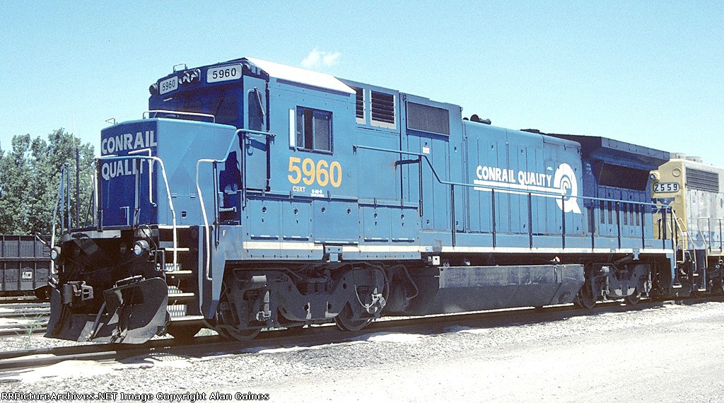 CSX B-40-8 5960